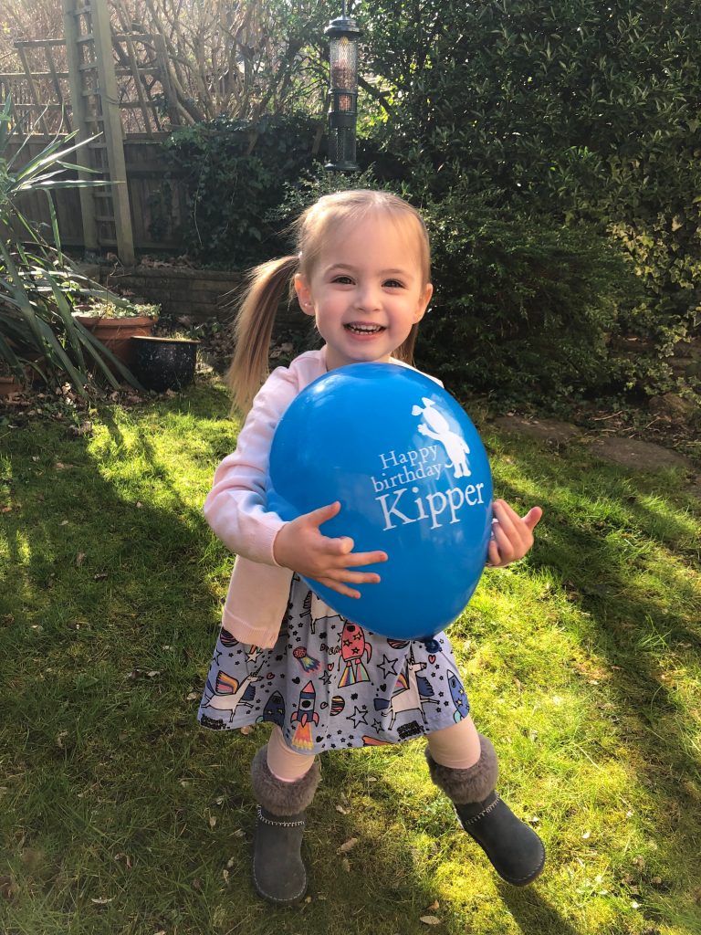 The Big Blue Balloon Blog Tour: How To Draw Kipper - Ivy's Library